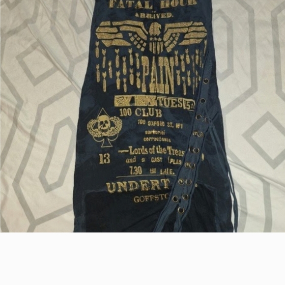 Salvage | Dresses | Salvage Black And Gold Graphic Midi Dress | Poshmark